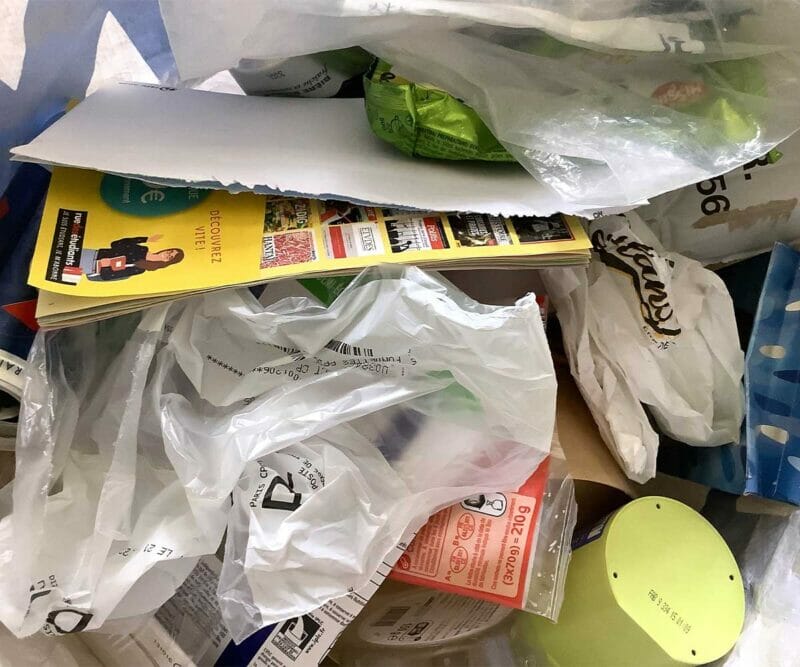 世界からお届け！SDGs通信 パリ編。2040年には使い捨てプラ0！が目標 | ブルータス| BRUTUS.jp