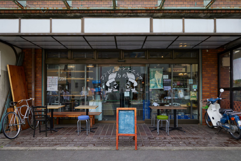 オールハンドメイドに、石臼挽きの全粒粉使い。独自の製法が生む、傑作クロワッサン | ブルータス| BRUTUS.jp