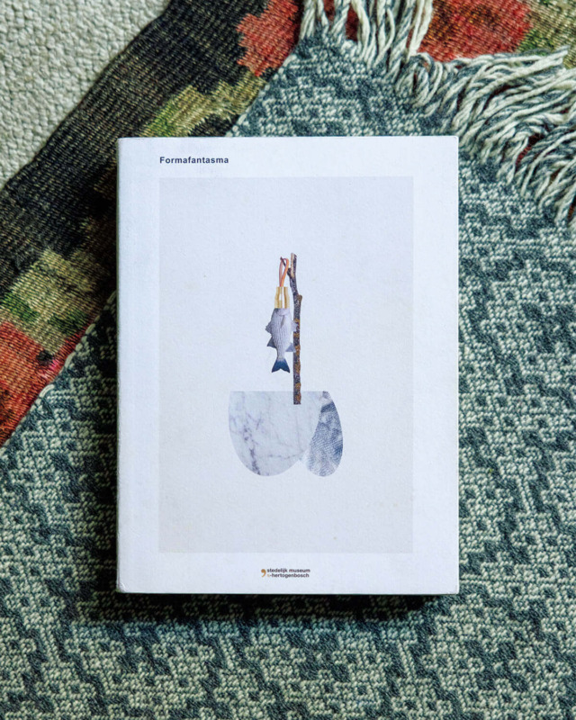 〈graf〉代表・服部滋樹の、人生の年表のような本棚と体験を促す装置としての本 | ブルータス| BRUTUS.jp