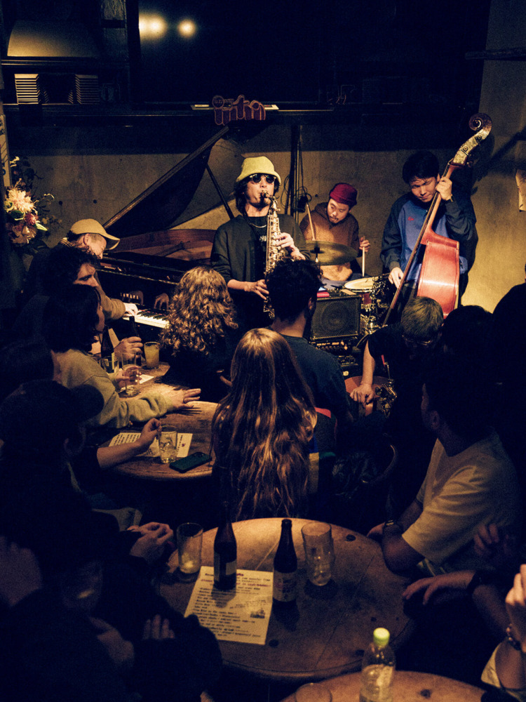東京のジャズが生まれるセッションの聖地、高田馬場〈JazzSpot Intro〉。登竜門にして最終地点 | ブルータス| BRUTUS.jp