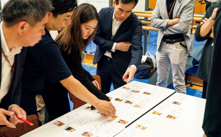 あなたが知らない『NHKのど自慢』の裏側。オンエアからは見えないドラマがあった | ブルータス| BRUTUS.jp